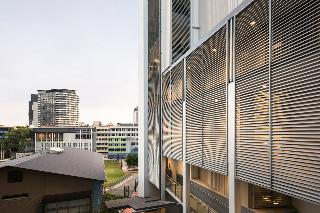 Light Control Aluminum Sun Shade Louvers Matt Black With Fiberglass ...